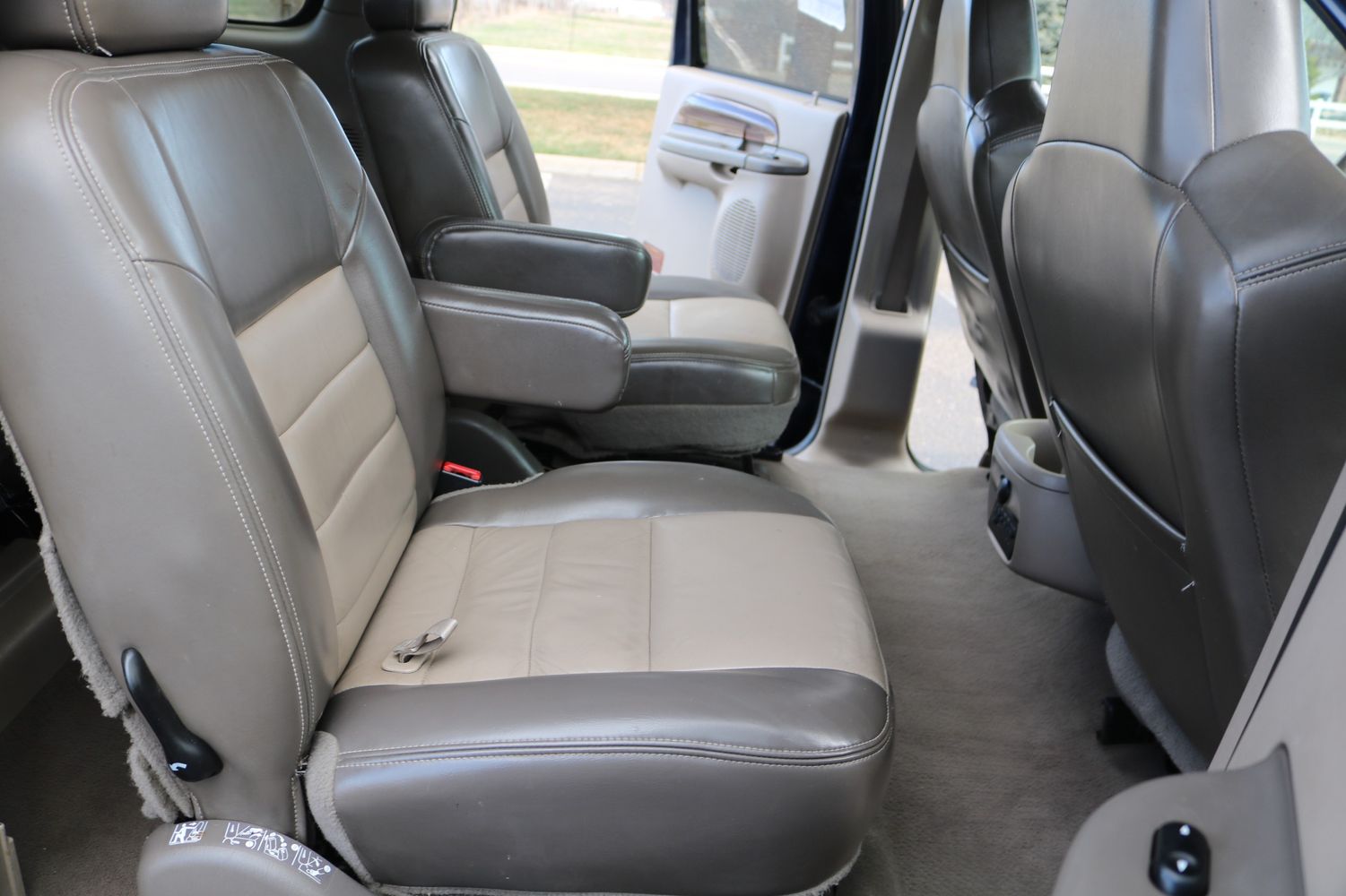 2003 Ford Excursion Eddie Bauer | Victory Motors of Colorado