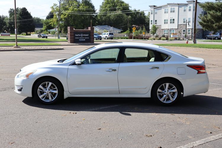 2015 Nissan Altima 2.5 SV | Victory Motors of Colorado