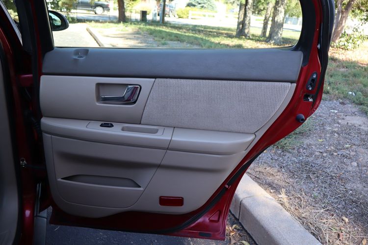 2001 Ford Taurus SE | Victory Motors of Colorado