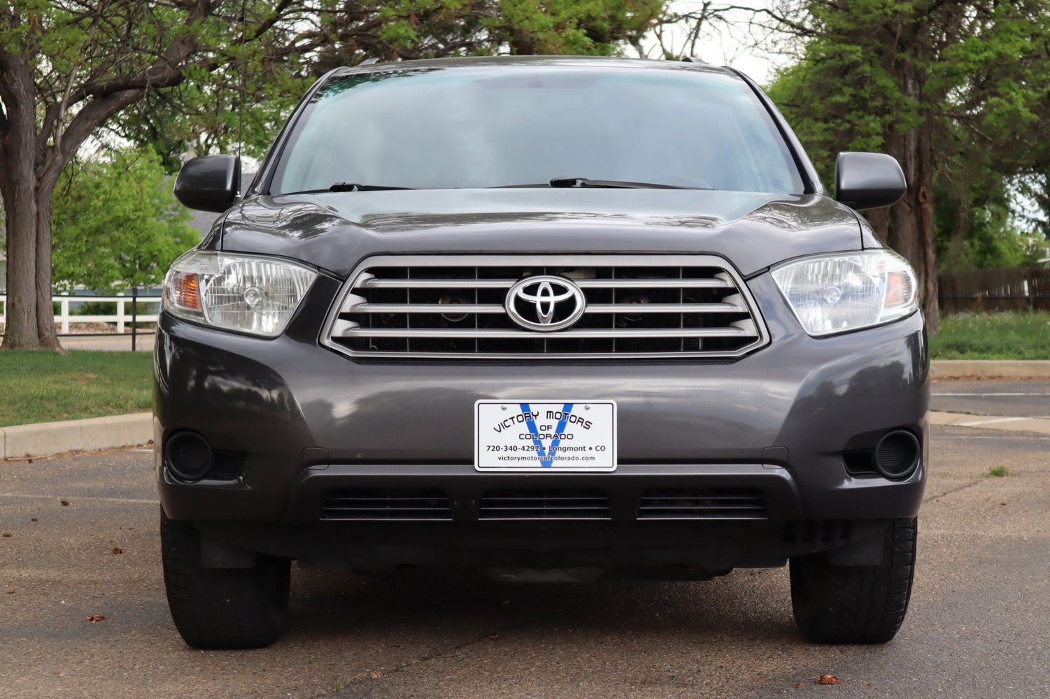 2010 Toyota Highlander Base | Victory Motors of Colorado
