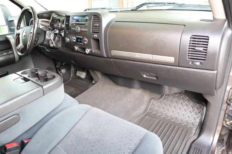 2007 Chevrolet Silverado 2500HD LT1 | Victory Motors of Colorado