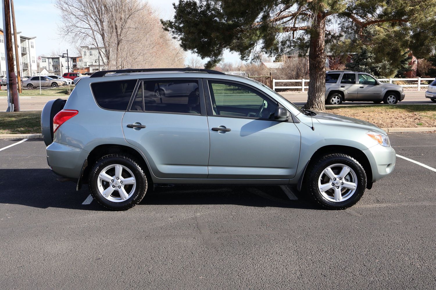 2007 Toyota RAV4 Base | Victory Motors of Colorado