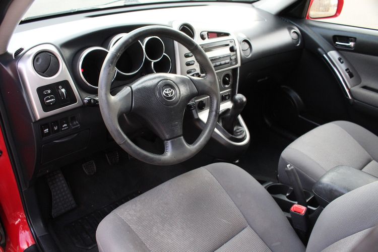 2007 Toyota Matrix XR | Victory Motors of Colorado
