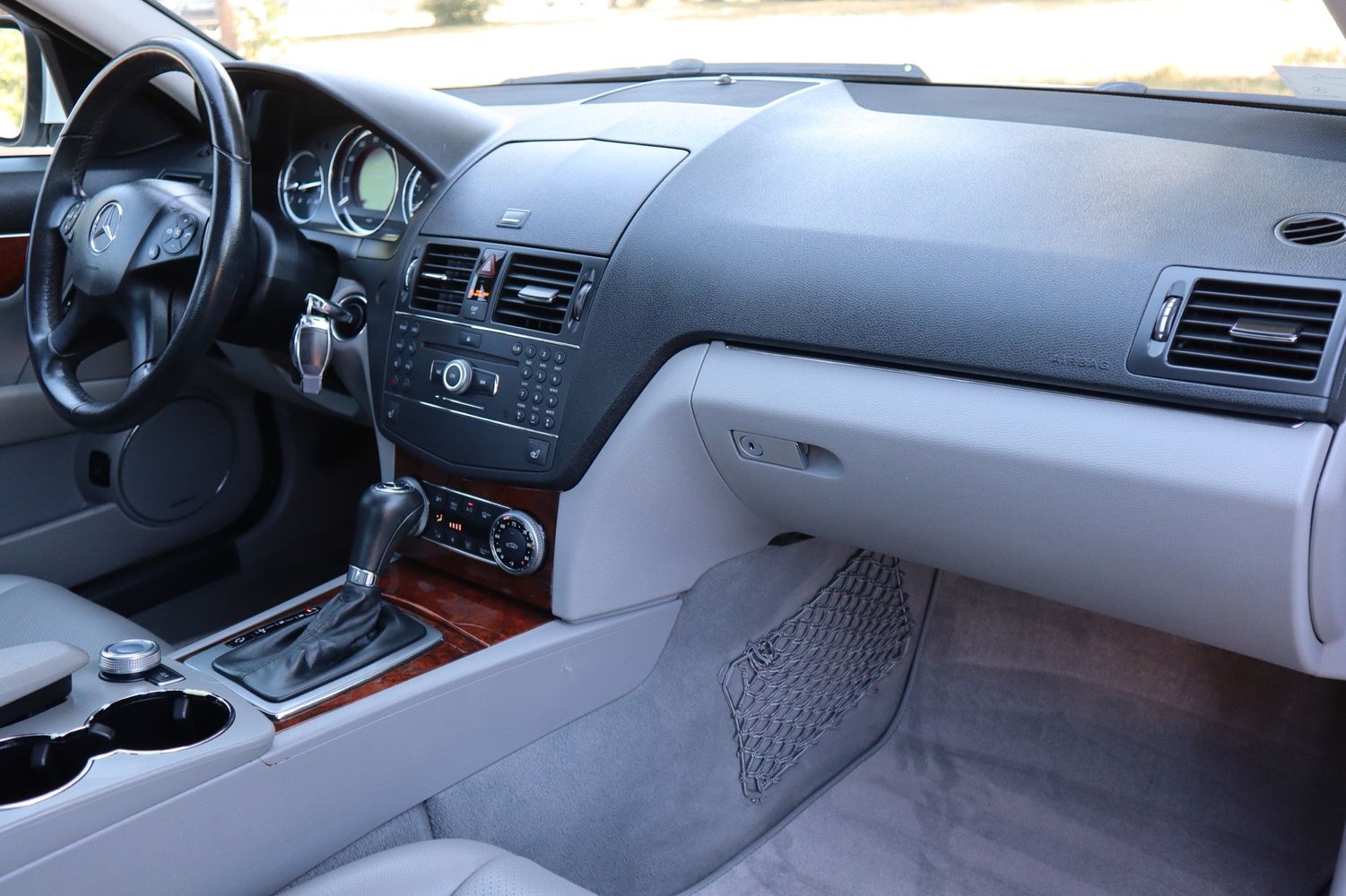 2008 Mercedes Benz C Class Interior