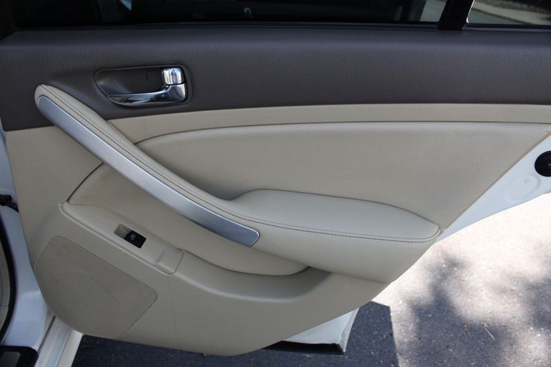 2006 INFINITI G35 Photos