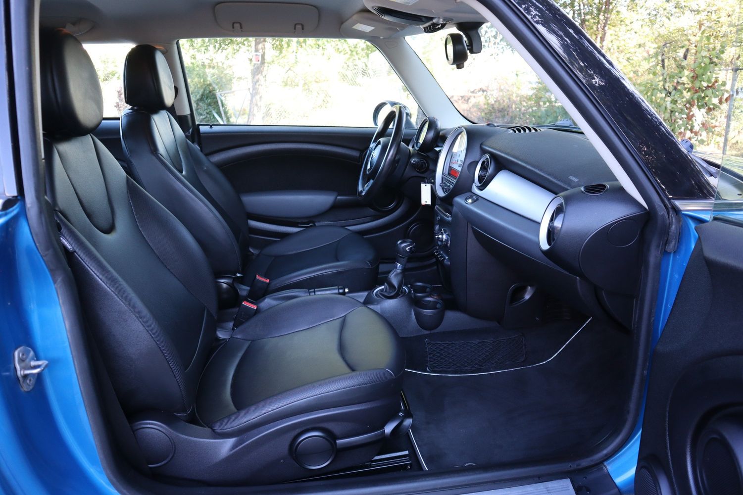 2012 MINI Cooper Hardtop Base | Victory Motors of Colorado