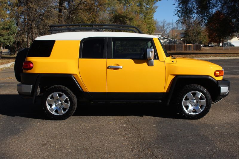 2007 Toyota FJ Cruiser Photos