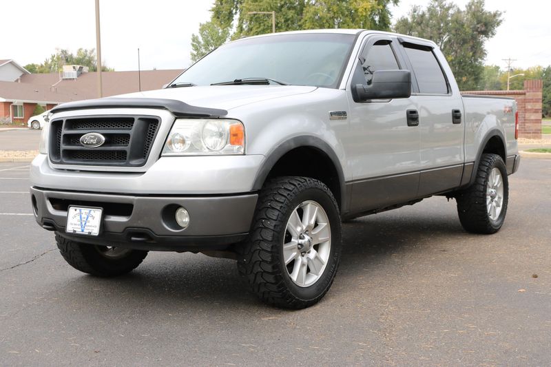 2006 Ford F-150 Photos