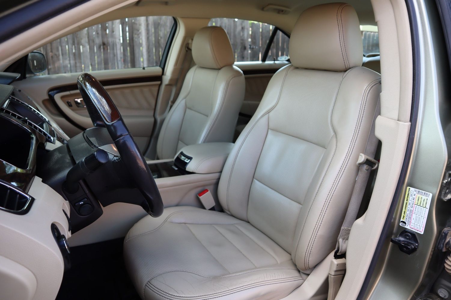 2013 Ford Taurus Limited | Victory Motors of Colorado