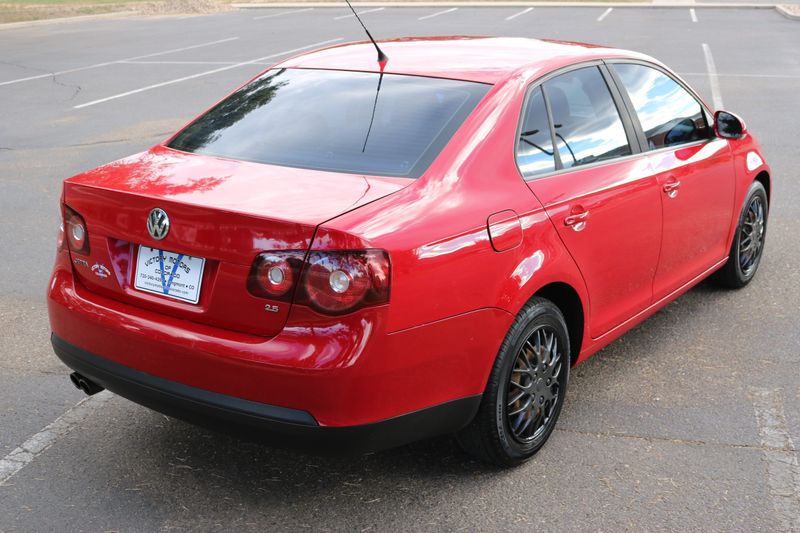 2008 Volkswagen Jetta Photos
