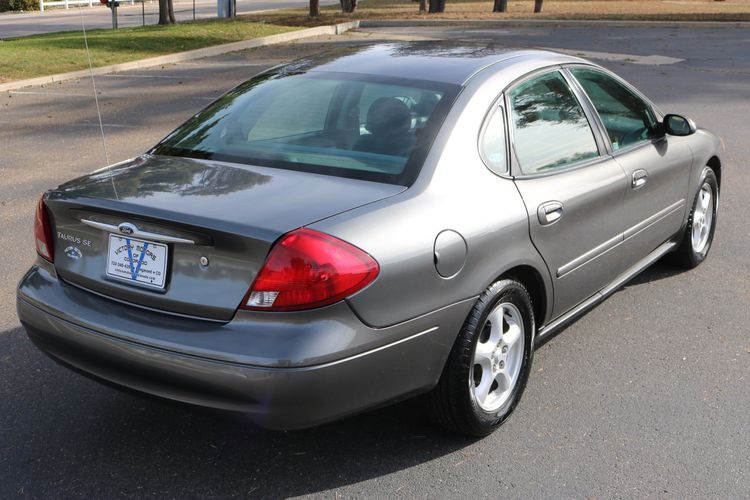 2002 Ford Taurus SE | Victory Motors of Colorado