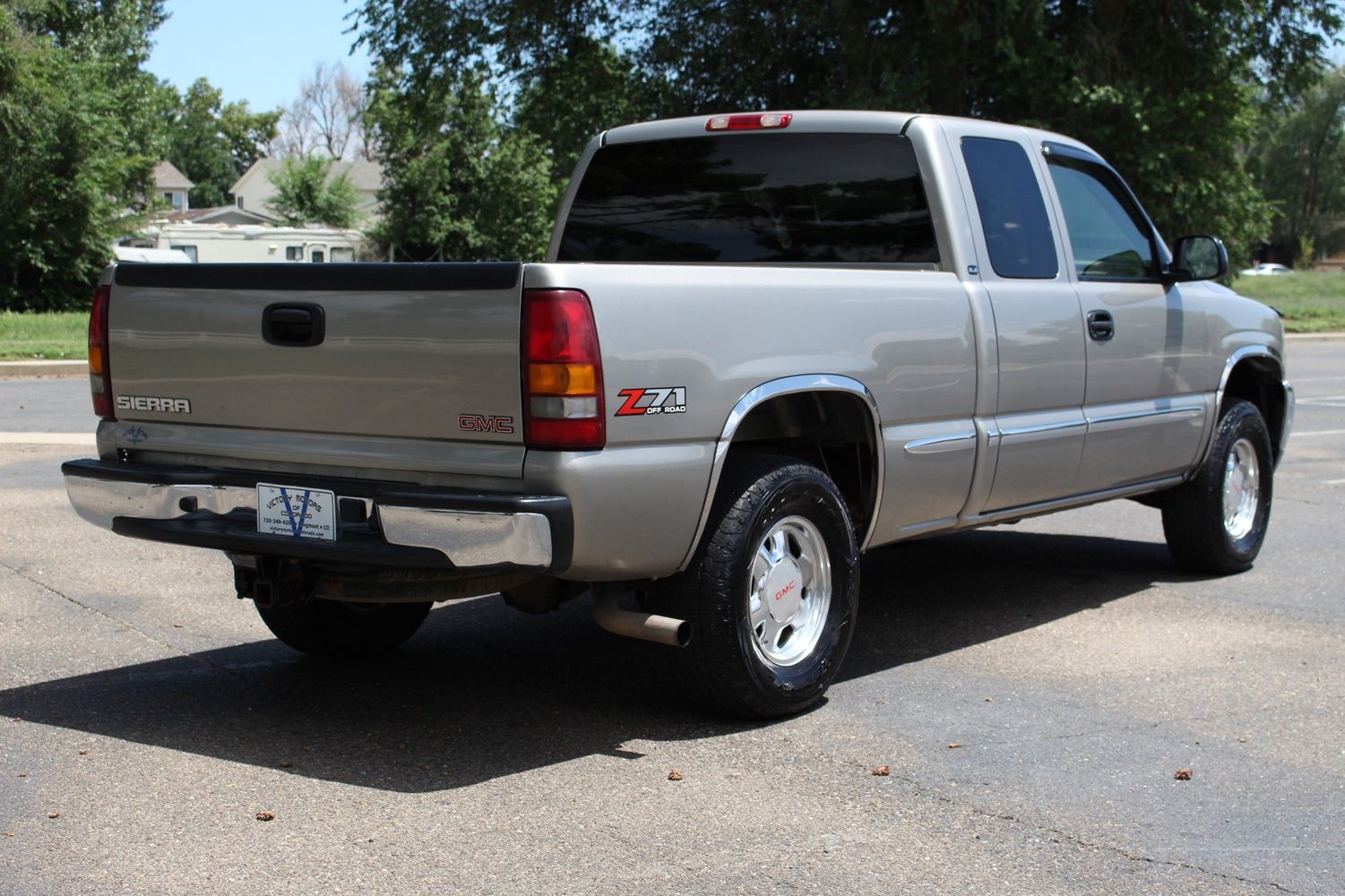 2002 GMC Sierra 1500 SLE | Victory Motors of Colorado