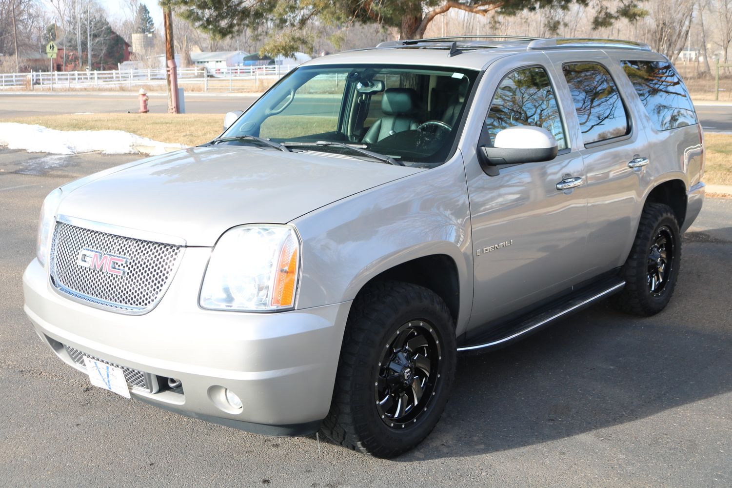 2007 GMC Yukon Denali | Victory Motors of Colorado