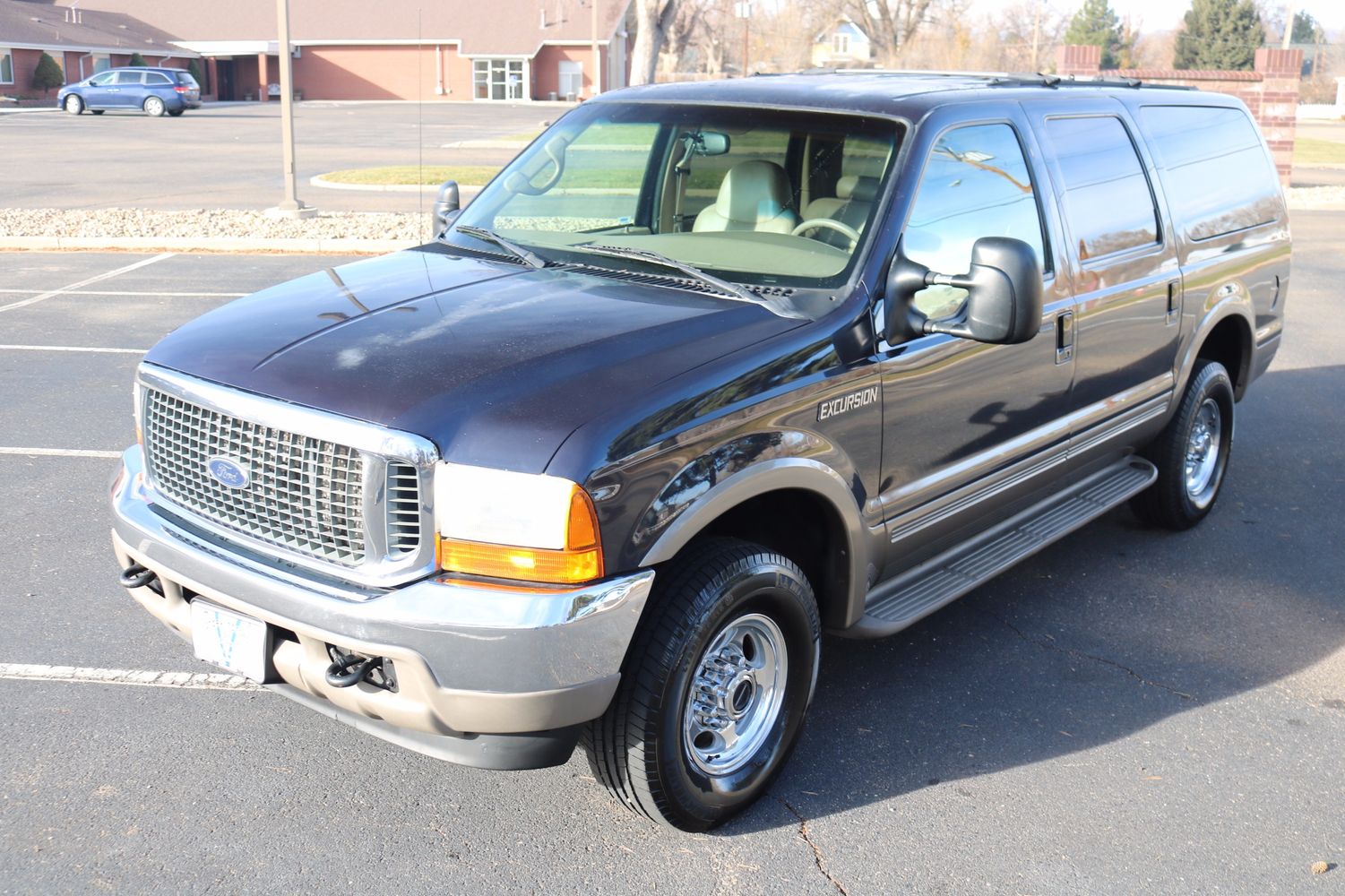 2000 Ford Excursion Limited | Victory Motors of Colorado