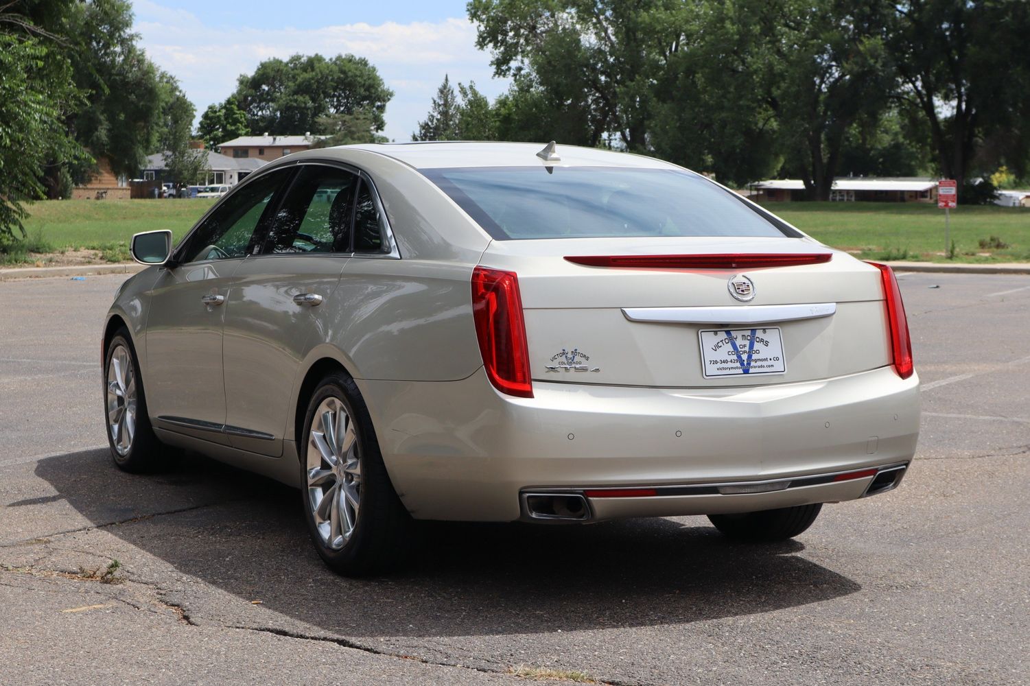 2014 Cadillac XTS Luxury Collection | Victory Motors of Colorado