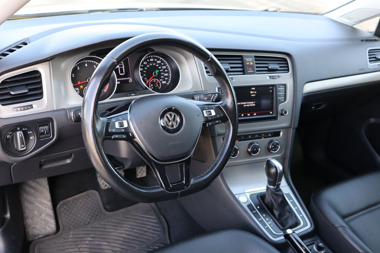 2016 Volkswagen Golf | Victory Motors of Colorado
