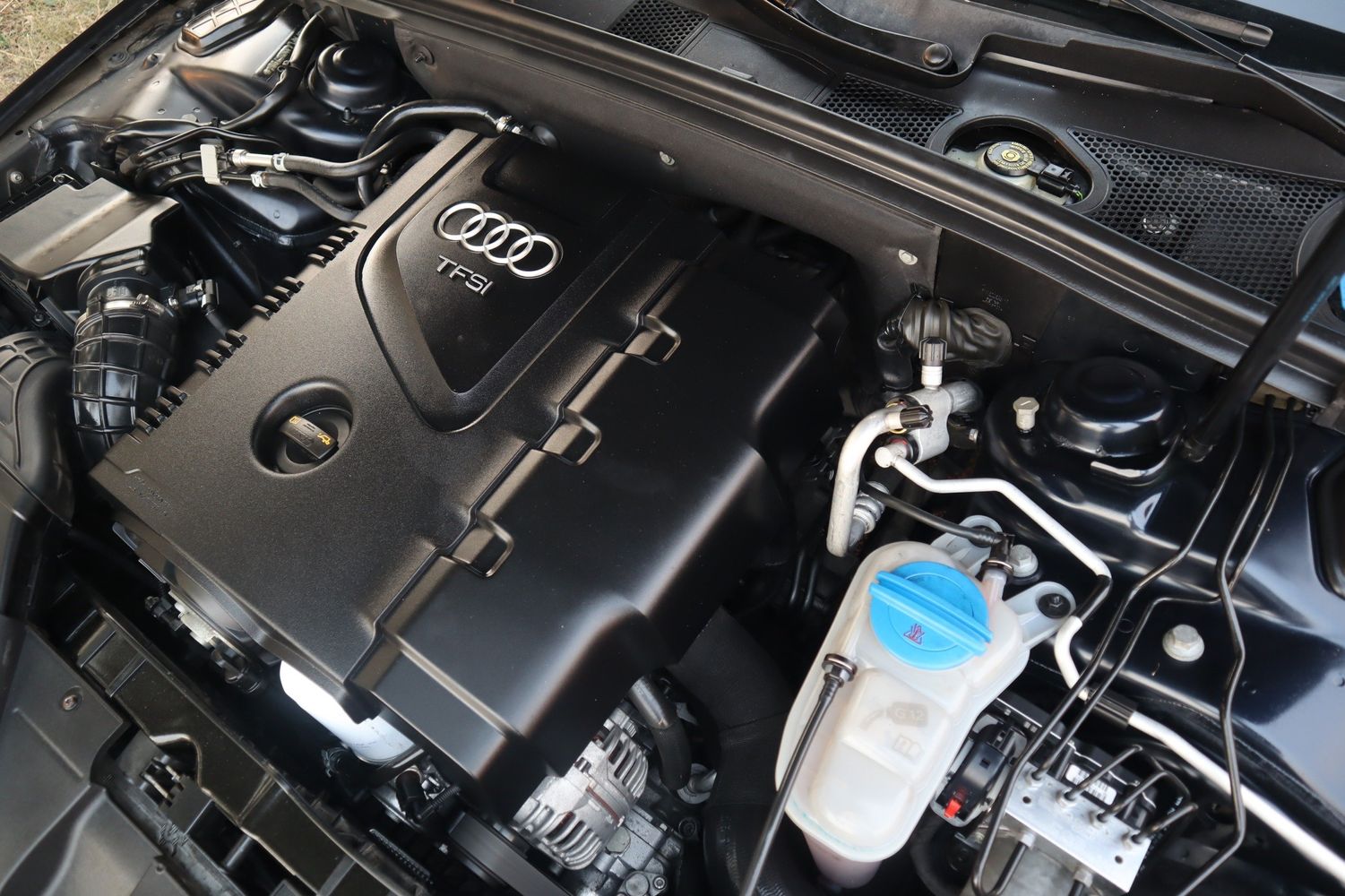 2010 Audi A4 2.0T quattro Premium | Victory Motors of Colorado