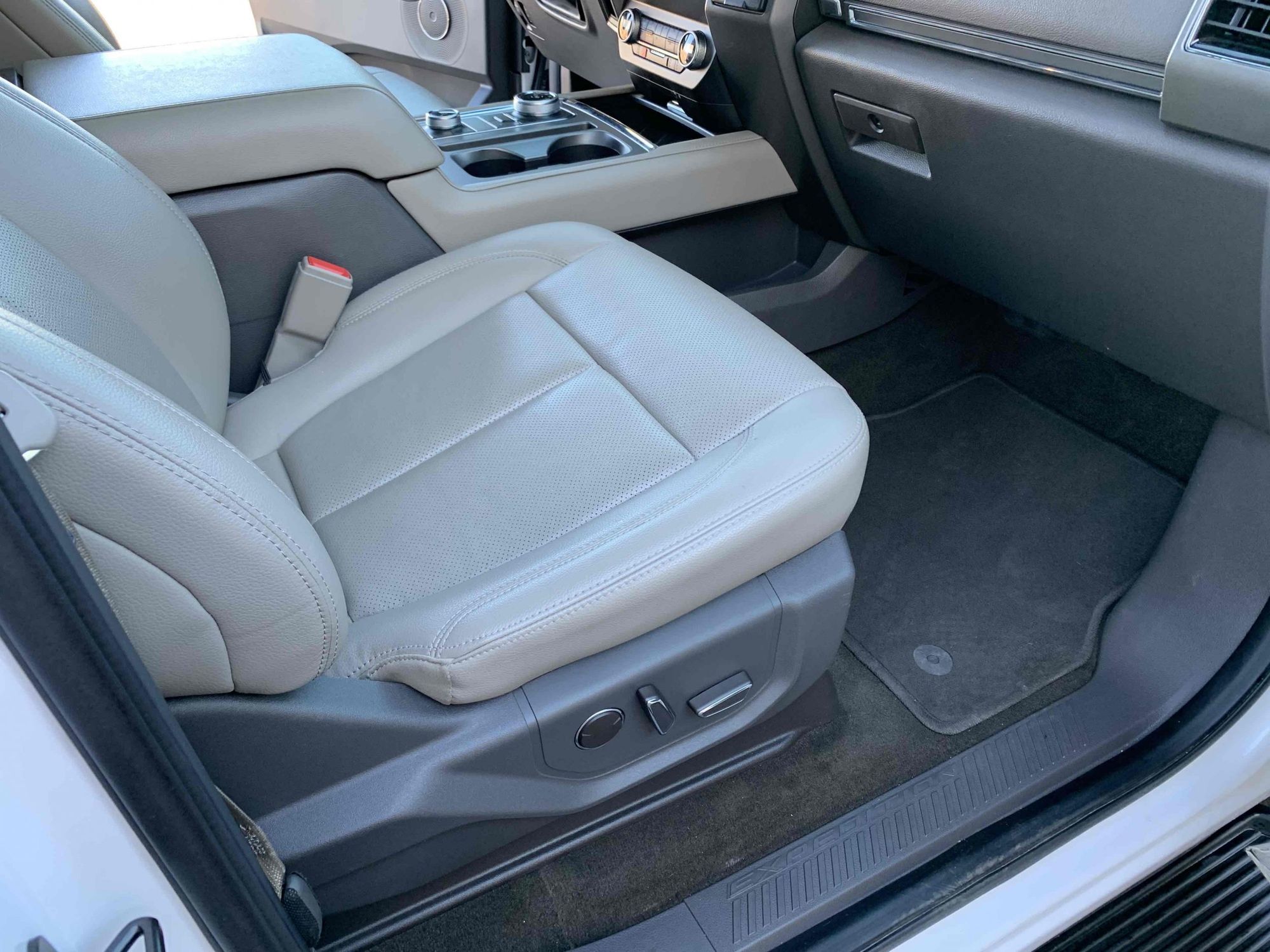 2019 Ford Expedition MAX XLT | Auto Integrity