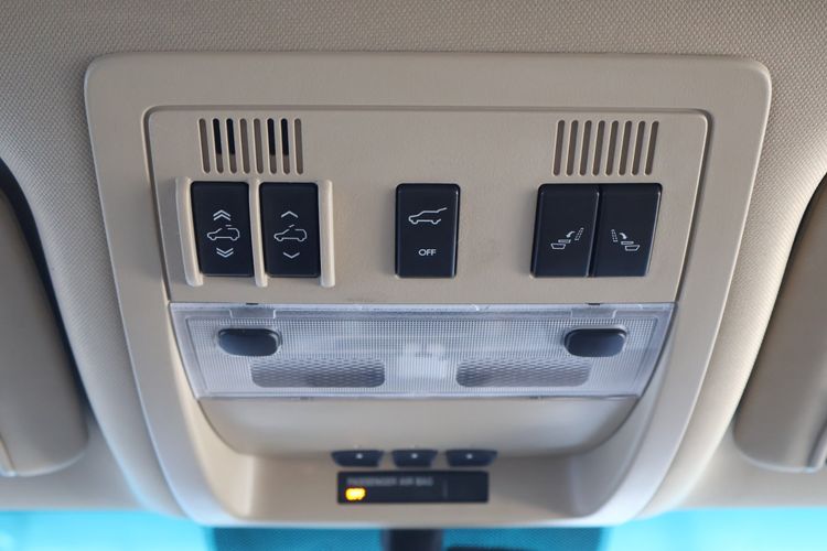 2009 Cadillac Escalade ESV Base | Victory Motors of Colorado