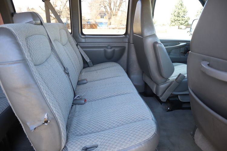 2005 Chevrolet Express Passenger 3500 | Victory Motors of Colorado