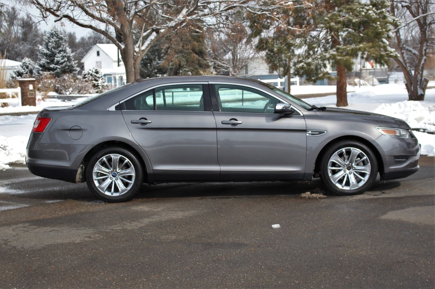 2012 Ford Taurus Limited | Victory Motors of Colorado