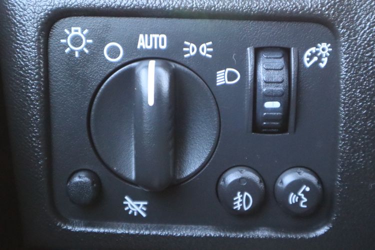 2011 Chevrolet Colorado LT | Victory Motors of Colorado