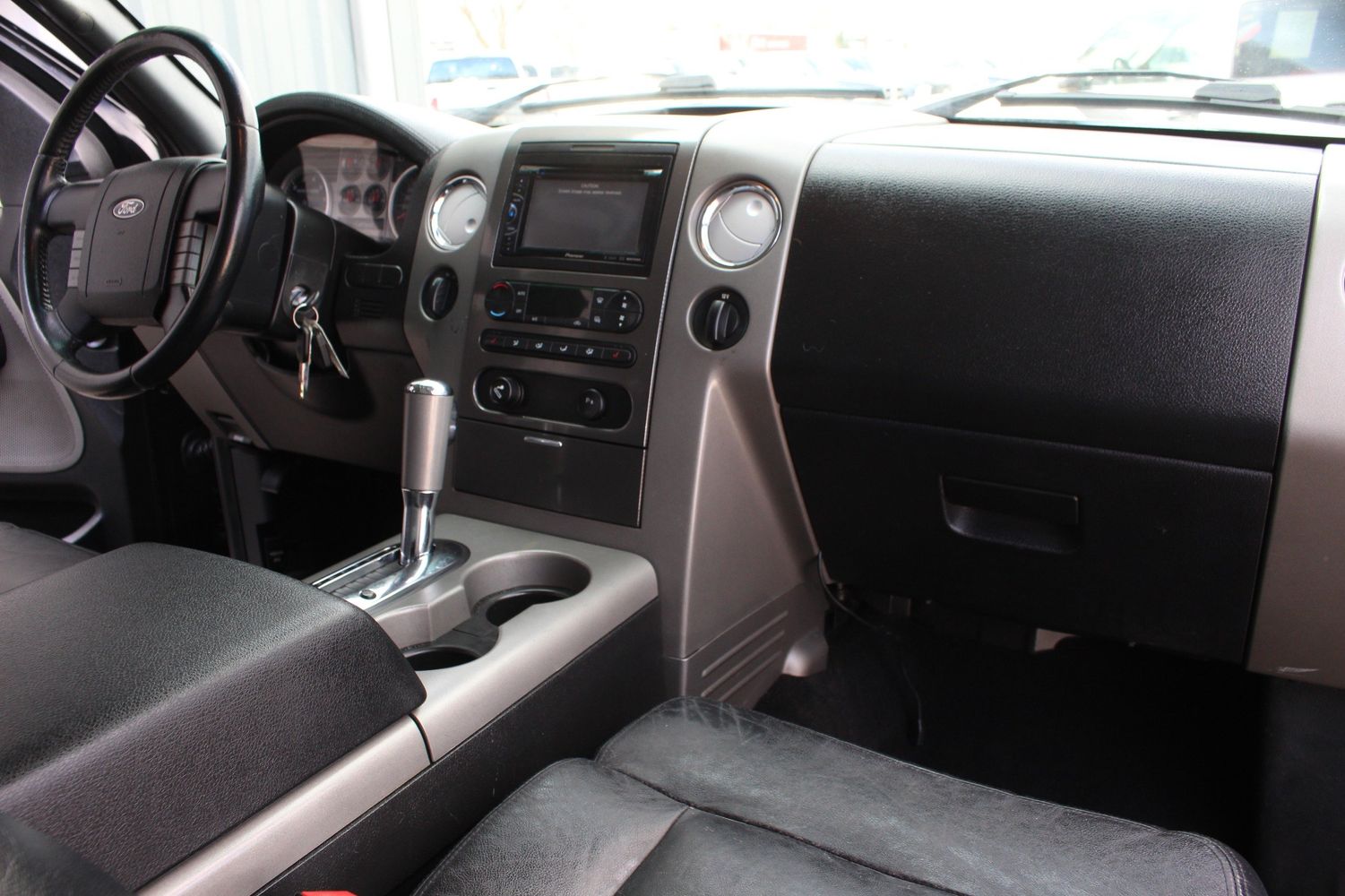 2006 Ford F-150 Lariat | Victory Motors of Colorado