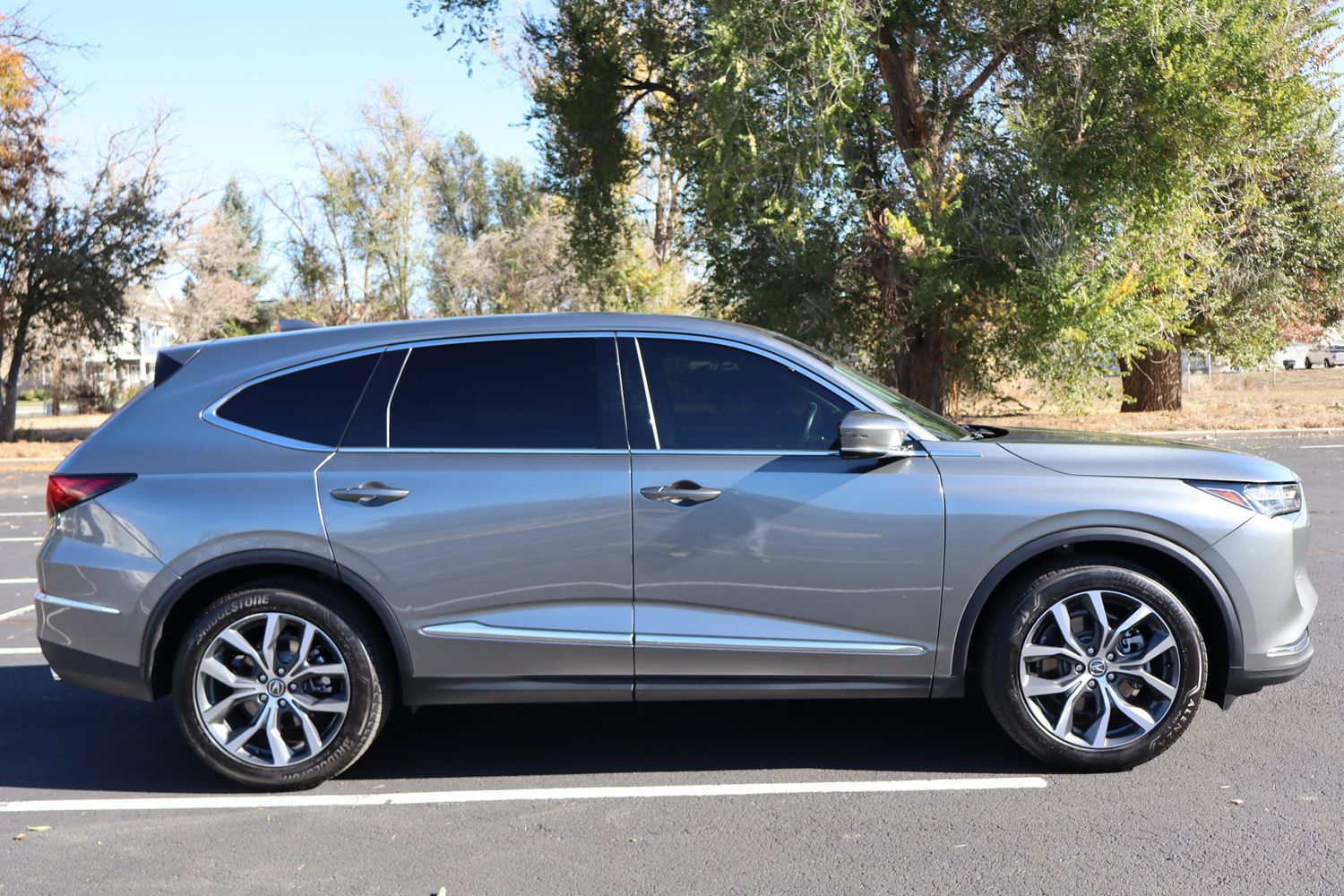 2023 Acura MDX SH-AWD w/Tech | Victory Motors of Colorado