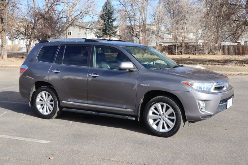 2012 Toyota Highlander Hybrid Photos