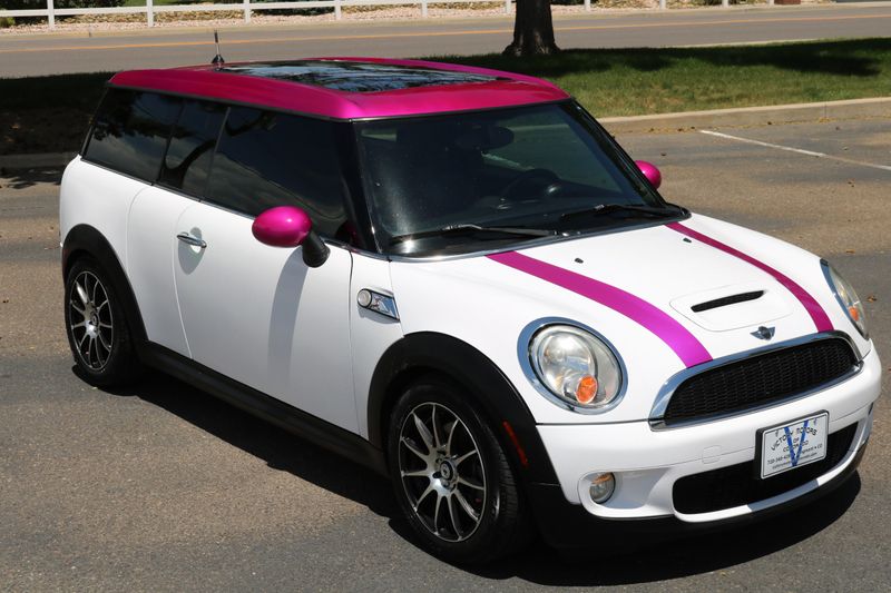2010 MINI Cooper Clubman Photos