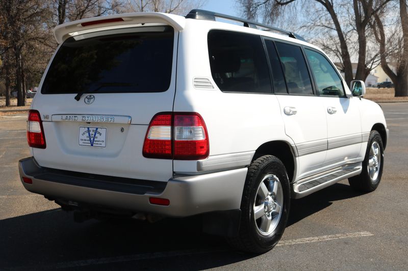 2007 Toyota Land Cruiser Photos