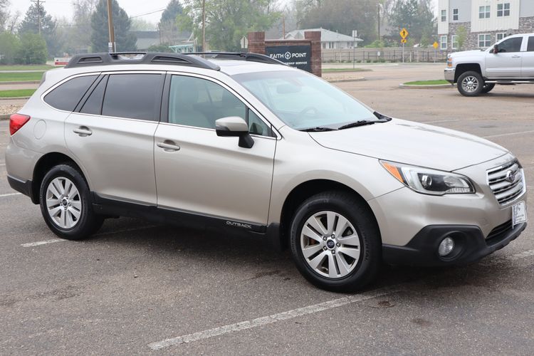 2016 Subaru Outback 2.5i Premium | Victory Motors of Colorado