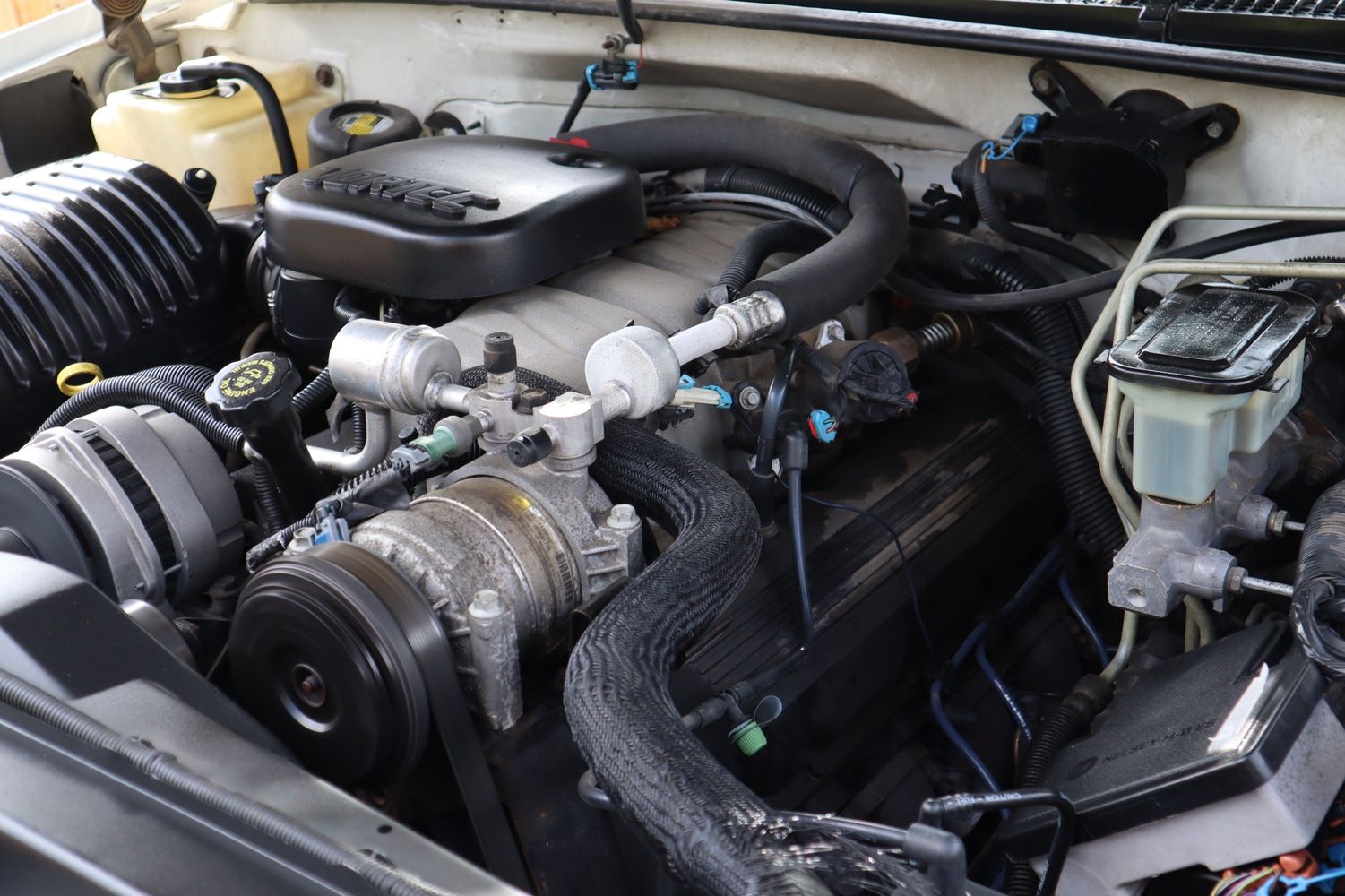 1998 GMC Sierra 2500 SL | Victory Motors of Colorado