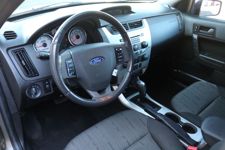 2011 Ford Focus SE | Victory Motors of Colorado