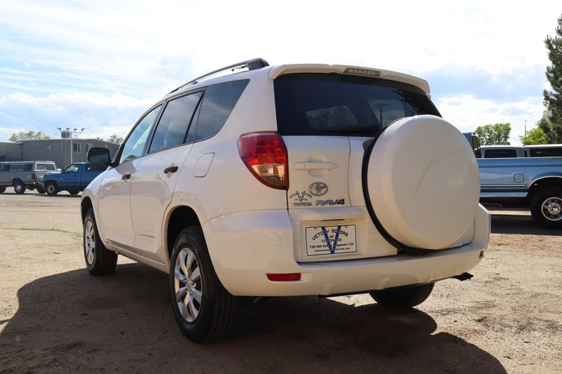 2007 Toyota RAV4 Photos