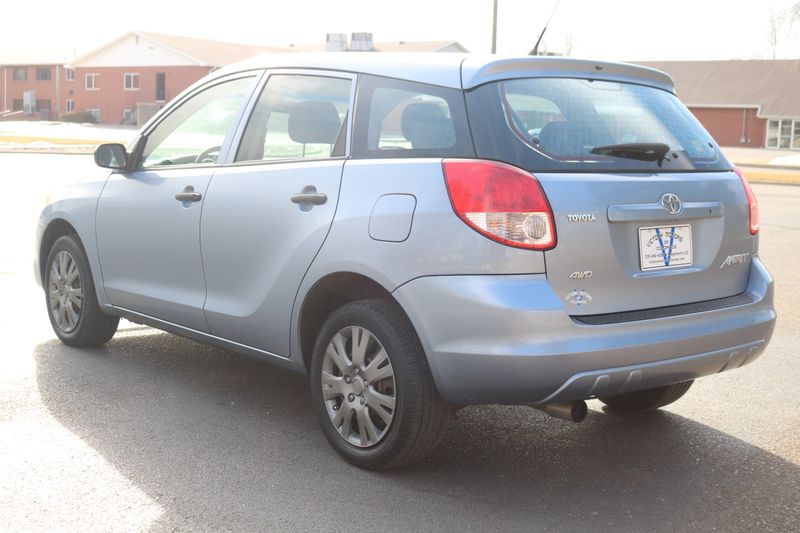 2003 Toyota Matrix Photos