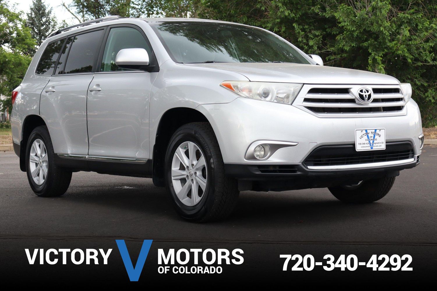 2012 Toyota Highlander Base | Victory Motors of Colorado