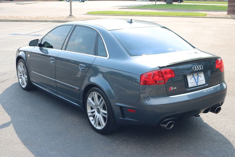 2007 Audi S4 Photos