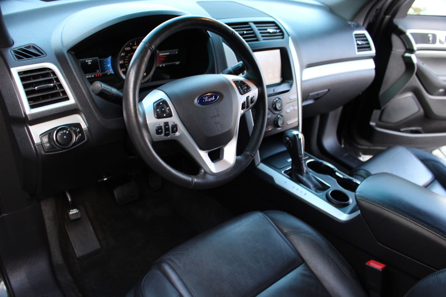 2014 Ford Explorer XLT | Victory Motors of Colorado