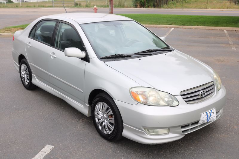 2003 Toyota Corolla Photos