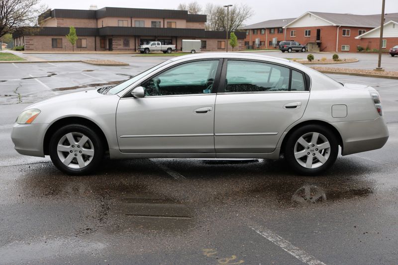 2003 Nissan Altima Photos
