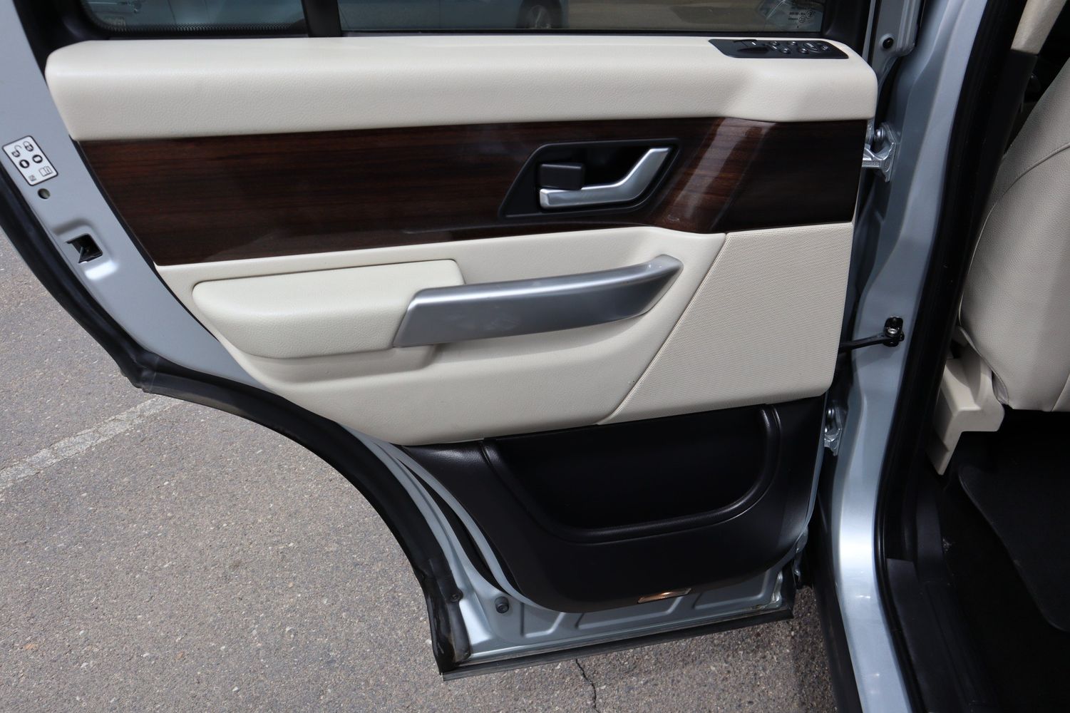 2009 Land Rover Range Rover Sport Supercharged | Victory Motors of Colorado