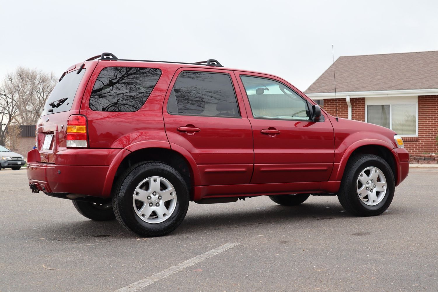 2006 Ford Escape Limited | Victory Motors of Colorado