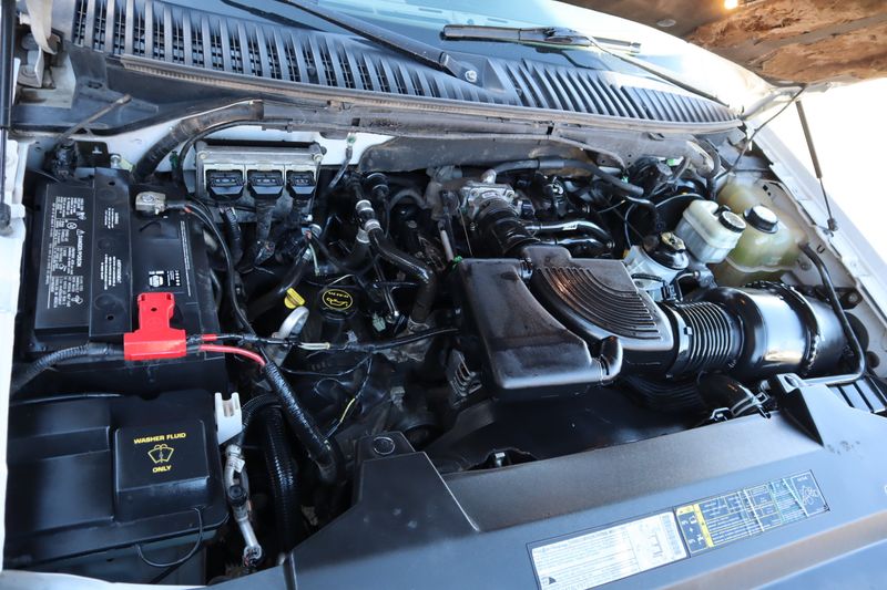 2003 Ford Expedition Photos