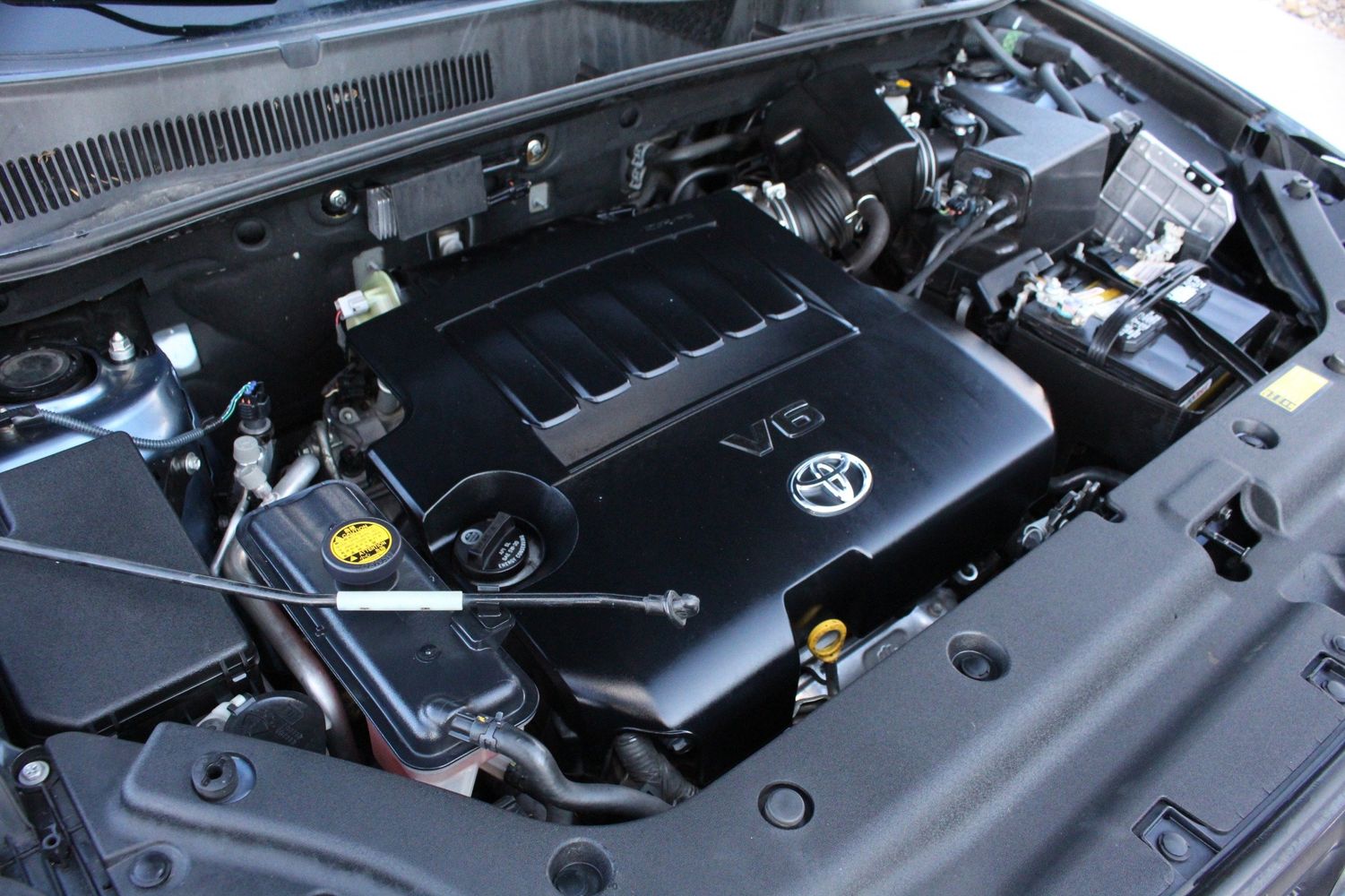 2007 Toyota RAV4 Sport | Victory Motors of Colorado