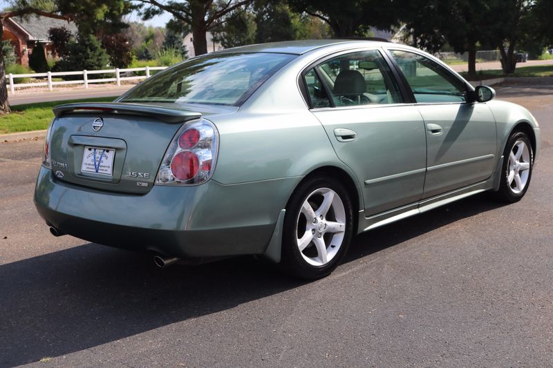 2005 Nissan Altima Photos