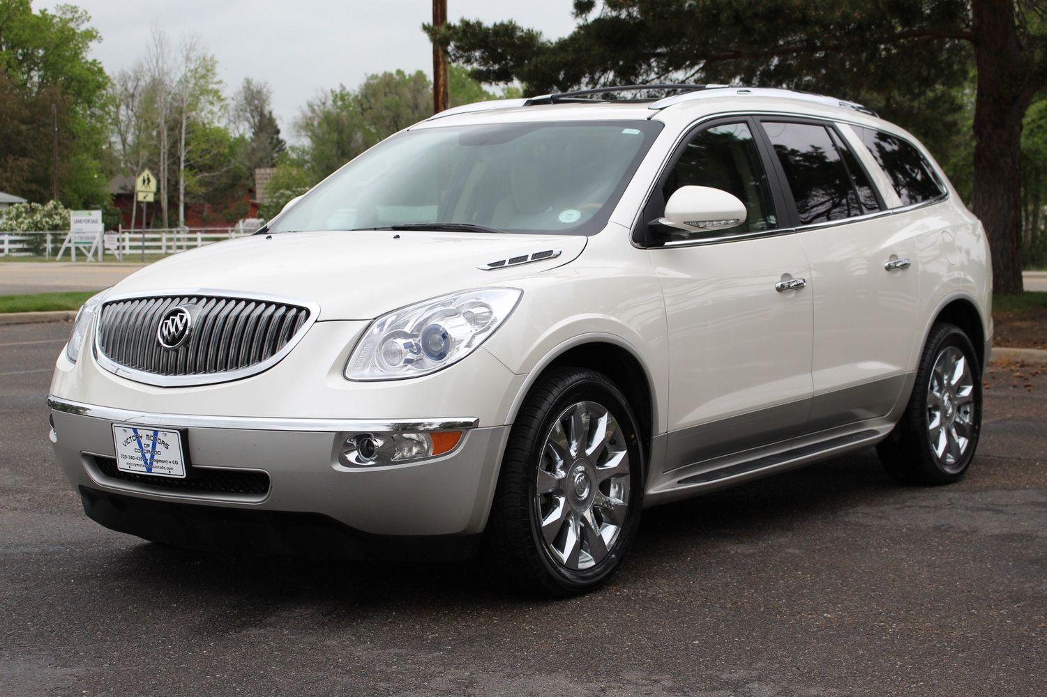 2012 Buick Enclave Premium | Victory Motors of Colorado