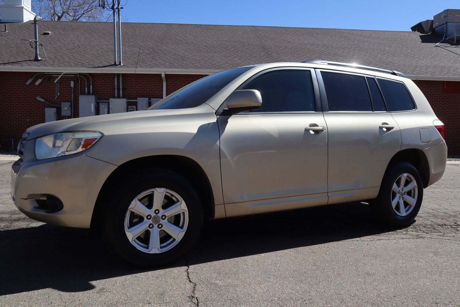 2008 Toyota Highlander Base | Victory Motors of Colorado