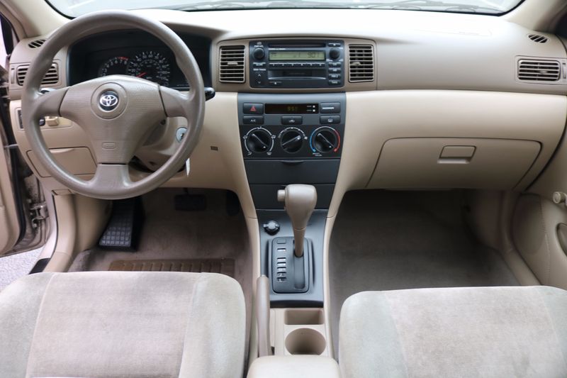 2003 Toyota Corolla Photos