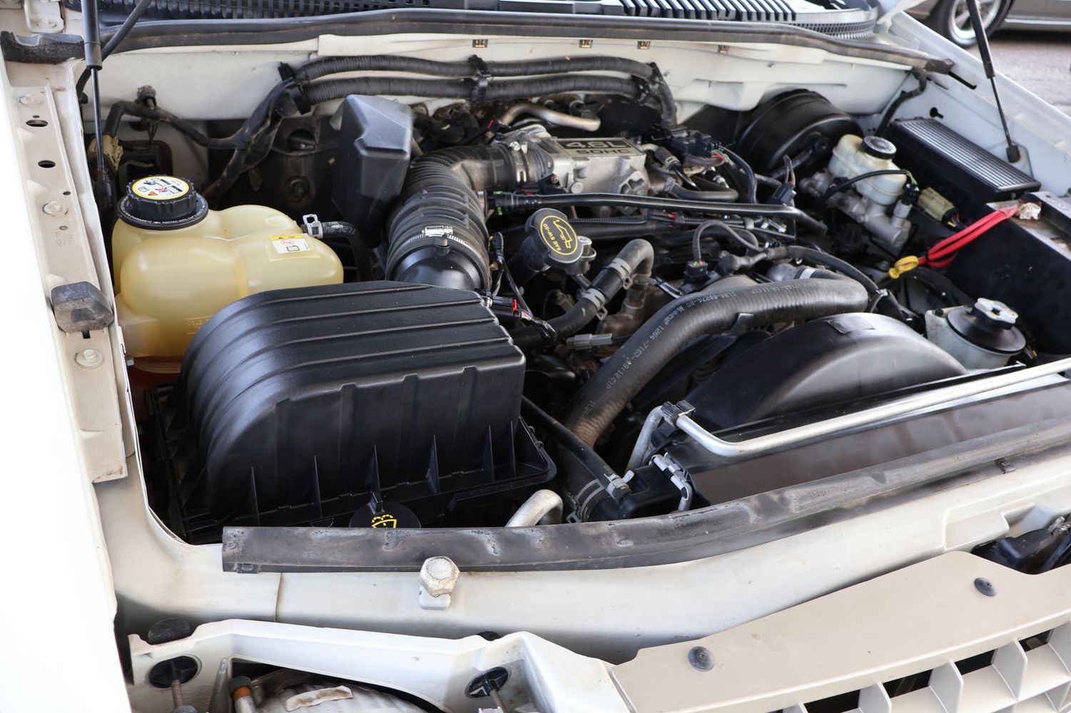 2004 Ford Explorer Eddie Bauer | Victory Motors of Colorado